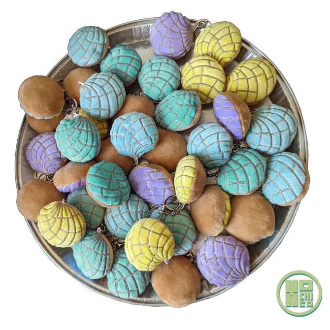 Plush Concha Key Chains, Pastel Colors – Cielito Lindo